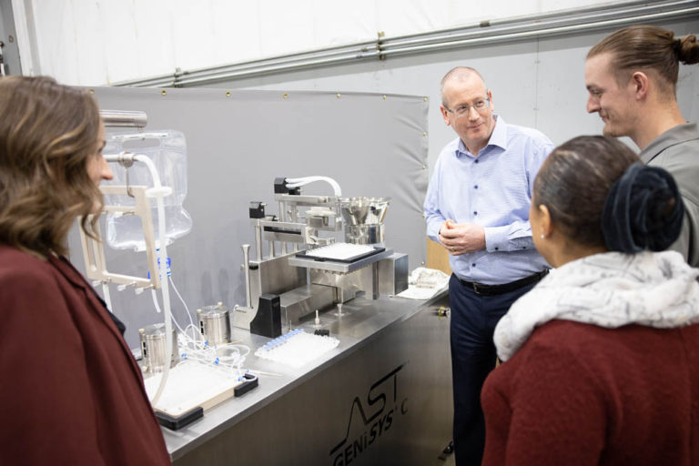 Aseptic Filling Machines - Aseptic Filling Machine Manufacturer | AST